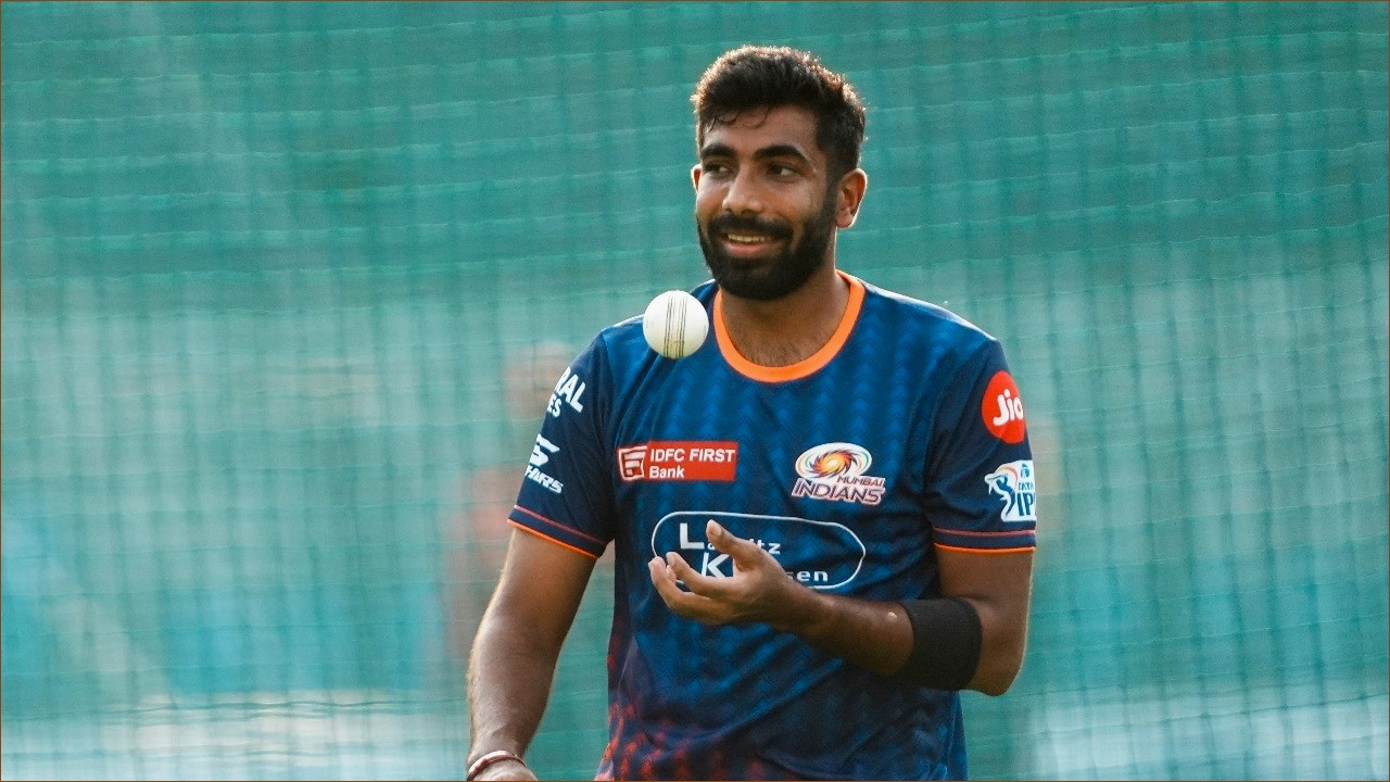 Jasprit Bumrah Makes a Triumphant Comeback as MI's Bowling Ace for IPL ...