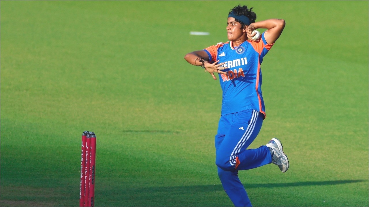 Harmanpreet Kaur Praises 20-Year-Old DC Spinner Shree Charani: A ...